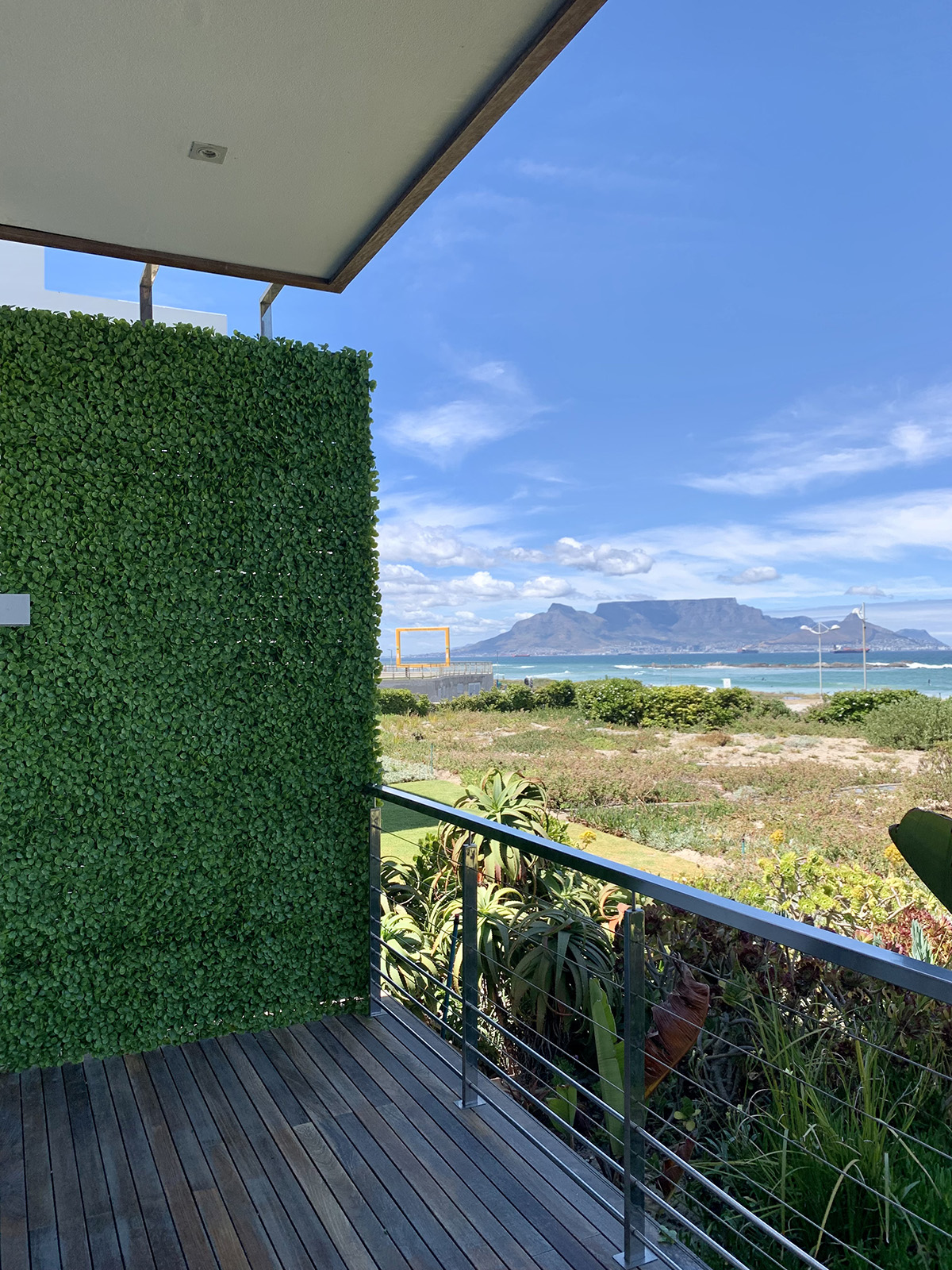 Privacy and Beauty Combined Privacy Walls and Lattices