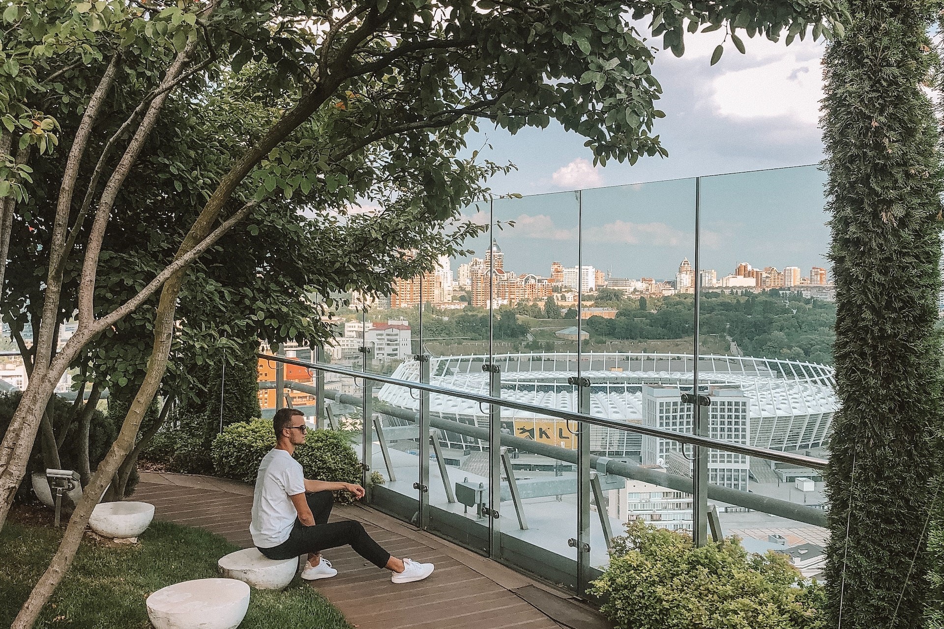 Creating a Rooftop Garden with EASYIVY® - Easy Ivy